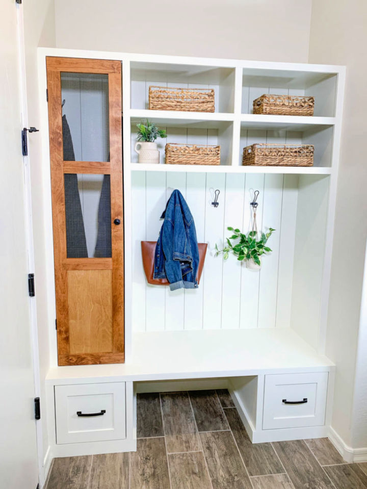 DIY Mudroom Bench (25 Free Plans) - Blitsy