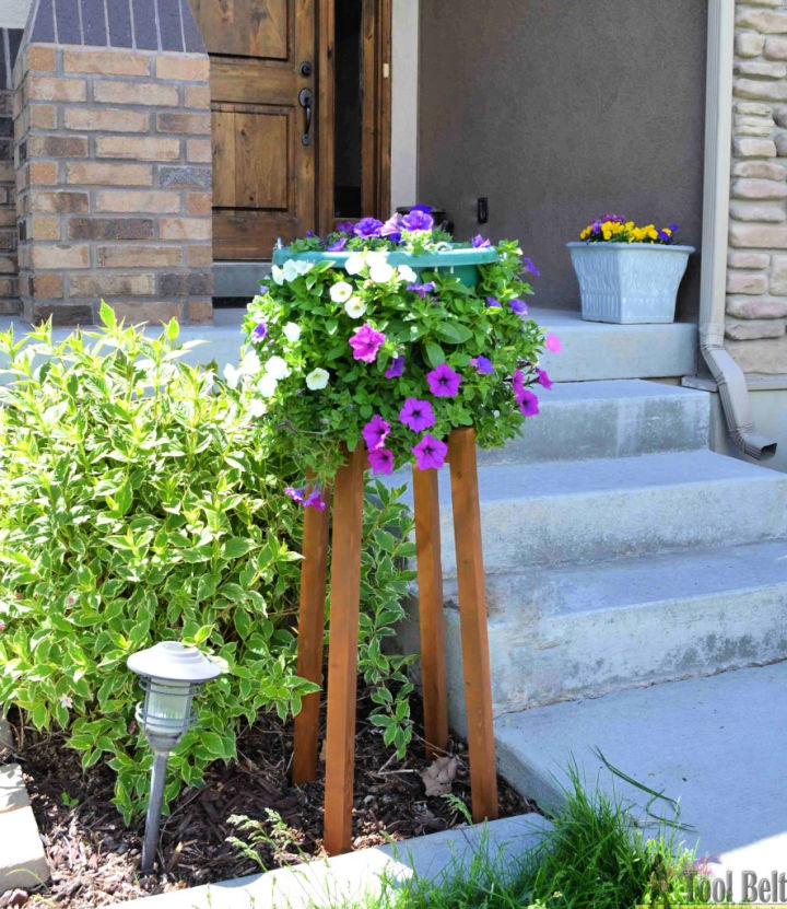 40 Free DIY Plant Stand Plans (Cheap and Easy to Build)