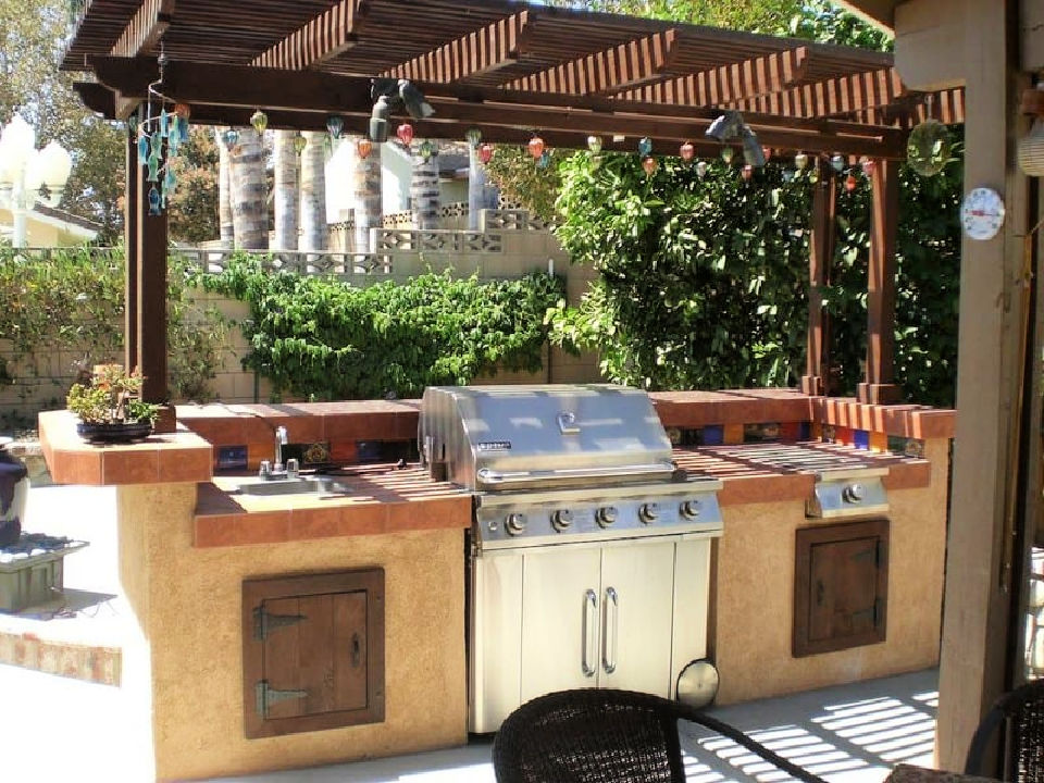 25 Free DIY Outdoor Kitchen Ideas (100% Free Plans) - Blitsy
