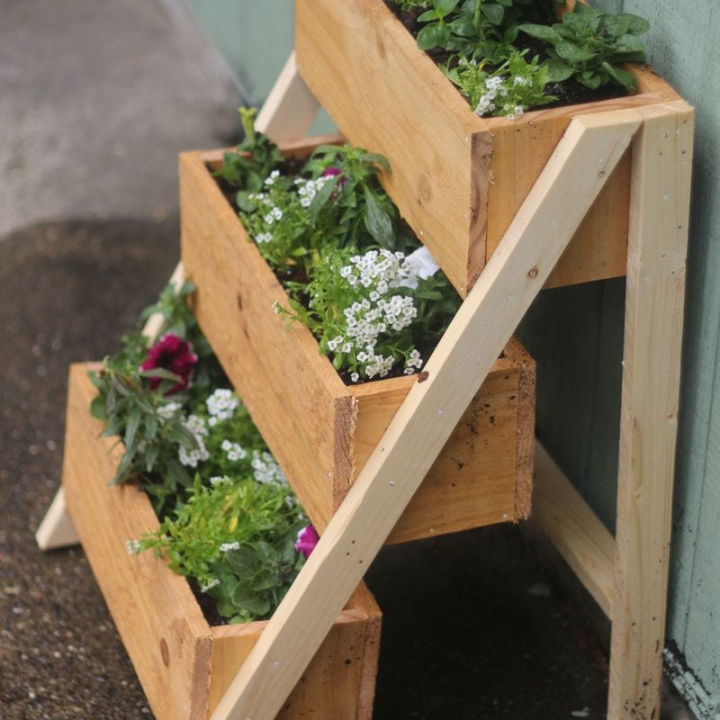 40 Free DIY Planter Box Plans with Detailed Instructions