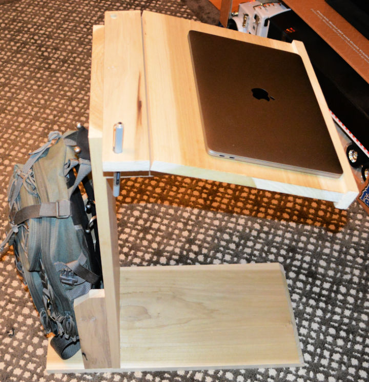 Simple DIY Laptop Stand to Make - Blitsy