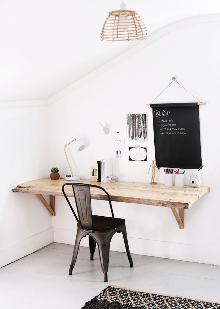 25 Homemade DIY Corner Desk Plans Easy To Build and Cheap