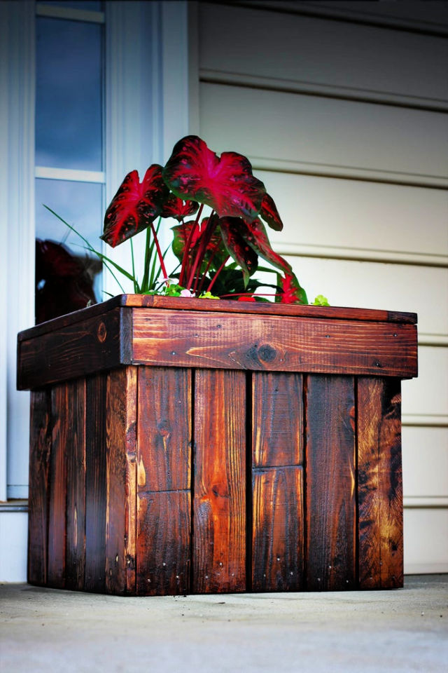 40 Free DIY Planter Box Plans with Detailed Instructions