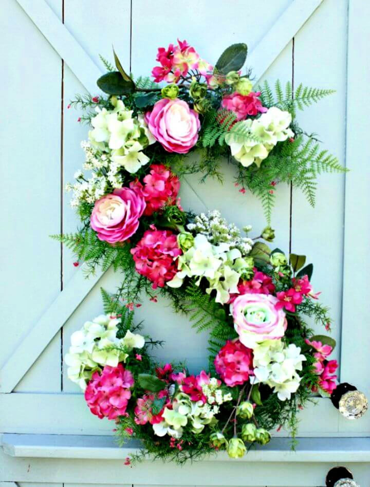 25 Simple DIY Summer Wreath Ideas - Blitsy