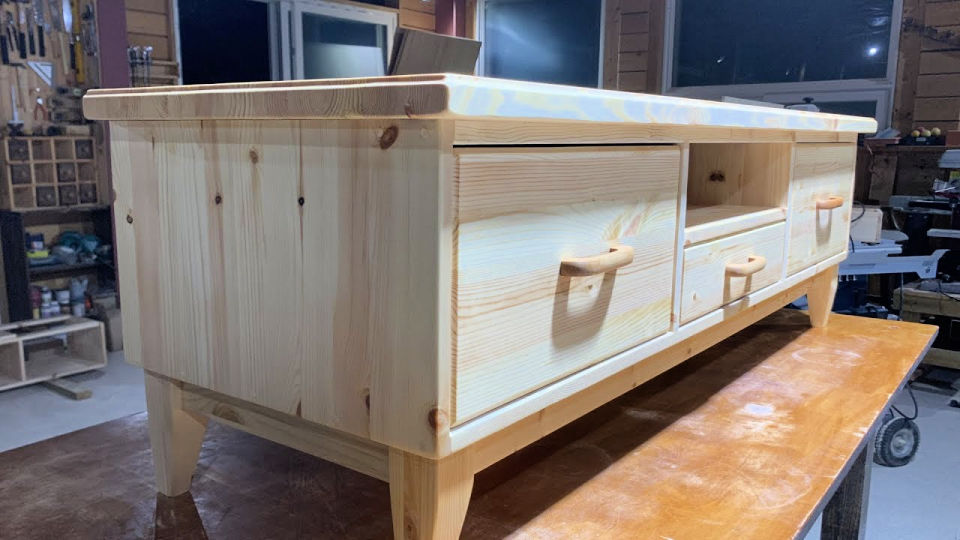 35 Free DIY TV Stand Plans Anyone Can Build - Blitsy