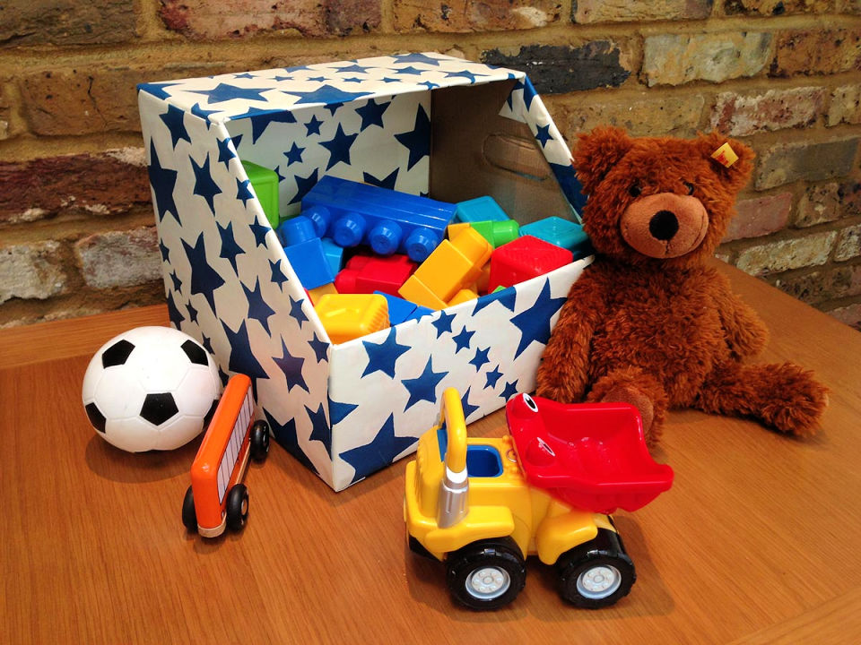 25 DIY Toy Box Plans To Organize Your Child's Toys - Blitsy
