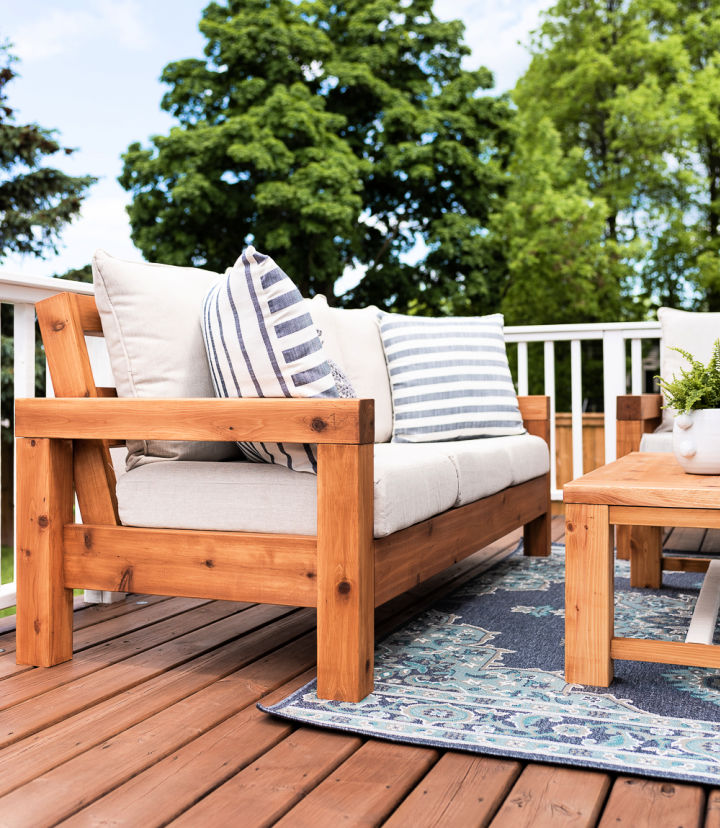 40 DIY Patio Furniture Plans You Can Build - Blitsy