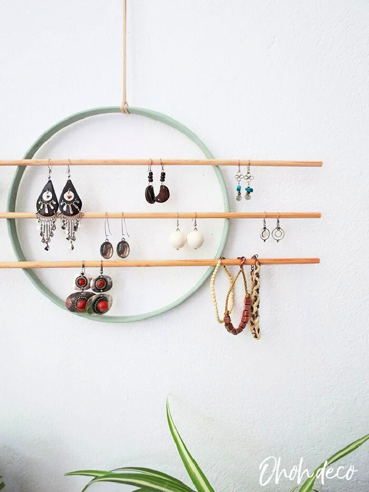 25 DIY Earring Holder Ideas to Make - Blitsy