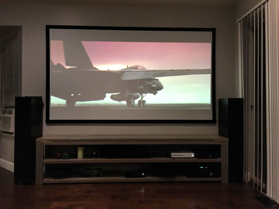 DIY Projector Screen (25 Ways) - Blitsy