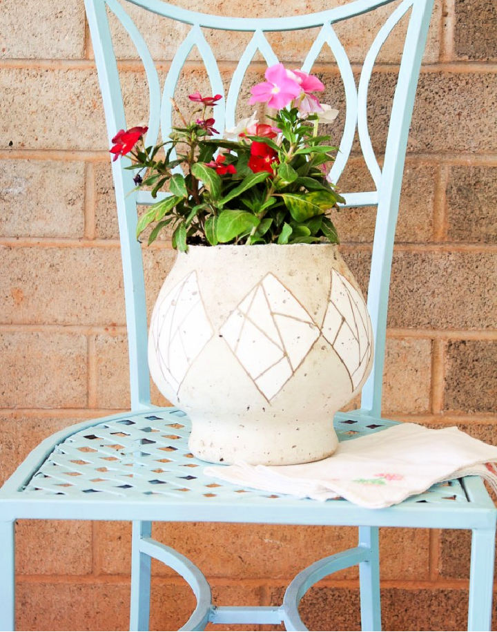 40 Decorative DIY Flower Pot Ideas to Display Plants - Blitsy