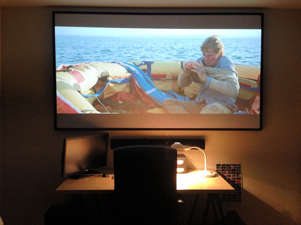 DIY Projector Screen (25 Ways) - Blitsy