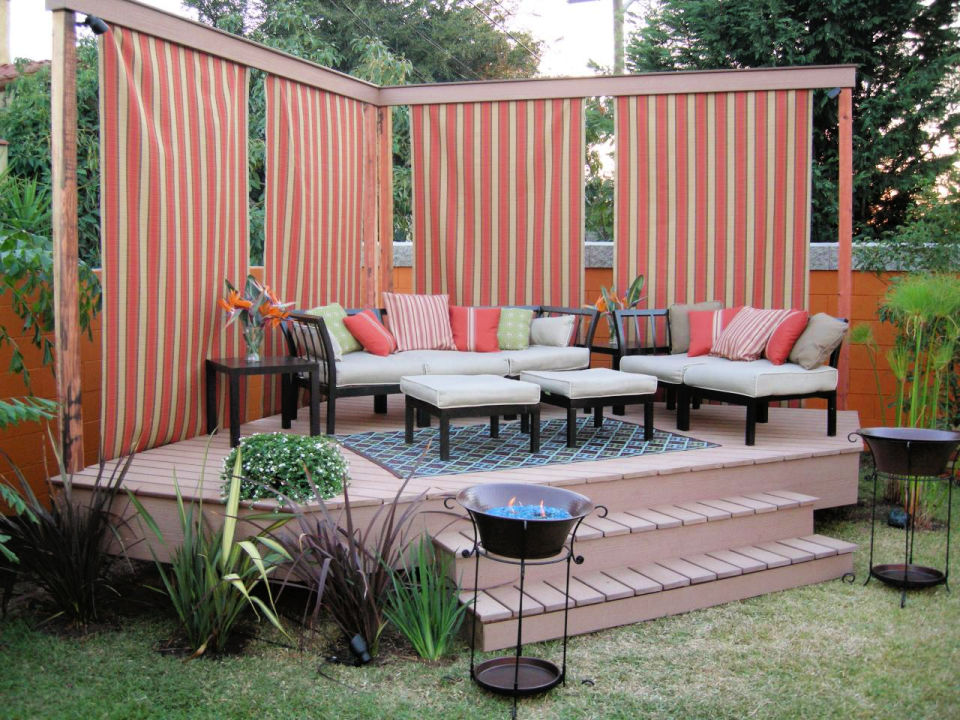 Easy DIY Deck - Step by Step Guide - Blitsy