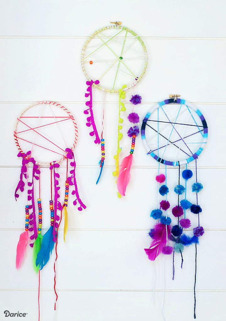 How to Make a Dreamcatcher (25 Ideas) - Blitsy