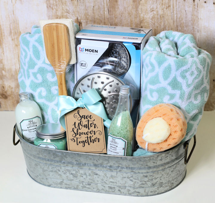 40 Cheap DIY Gift Basket Ideas for Everyone - Blitsy
