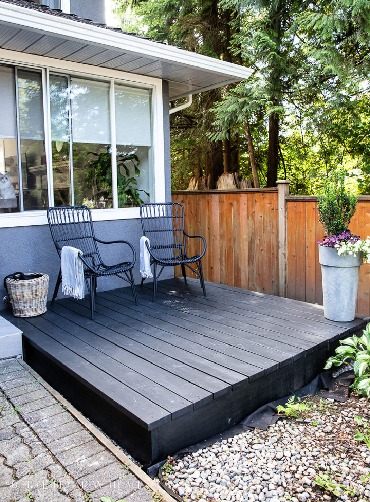 Easy DIY Deck - Step by Step Guide - Blitsy
