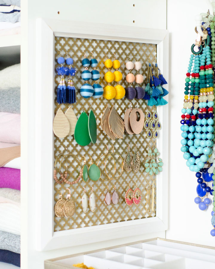 25 DIY Earring Holder Ideas to Make - Blitsy