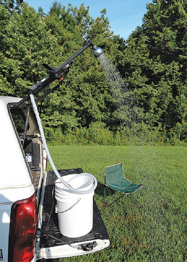 30 Outdoor Shower Ideas For Backyard to DIY This Summer - Blitsy