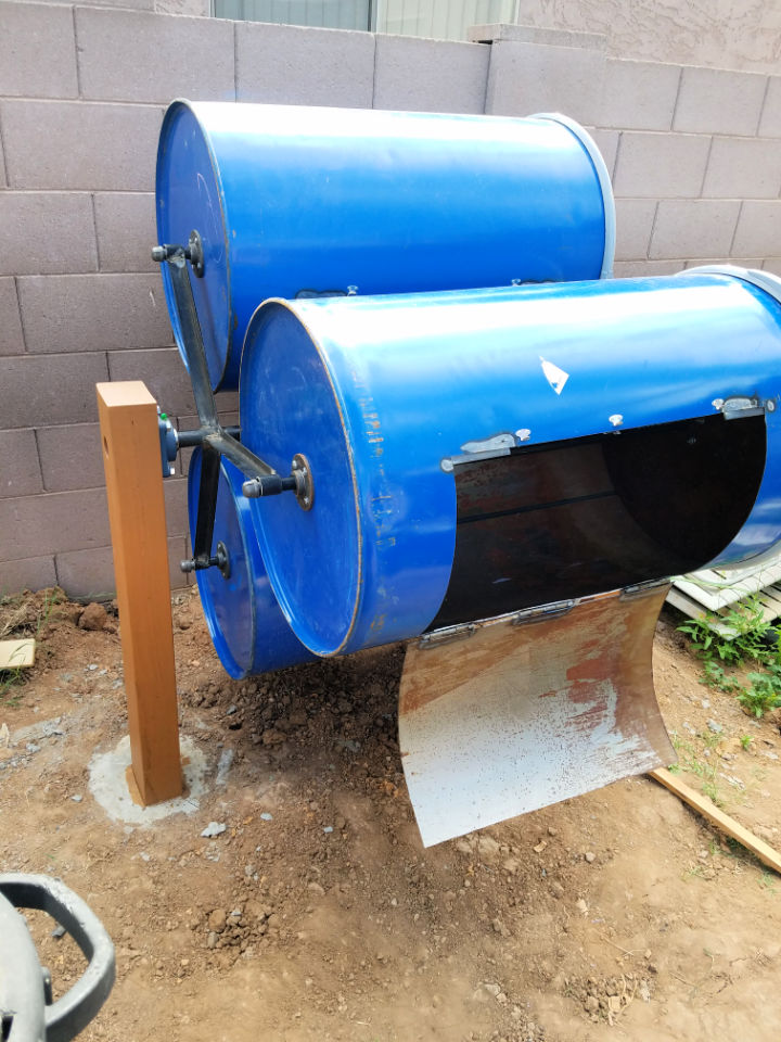 DIY Compost Tumbler for Eco-Friendly Waste Management - Blitsy