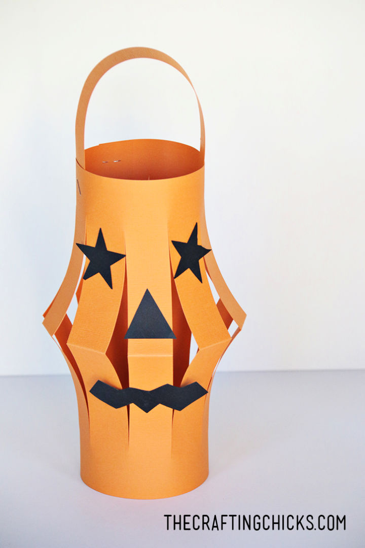 40 Halloween Crafts for Kids - Fun Halloween Craft Ideas