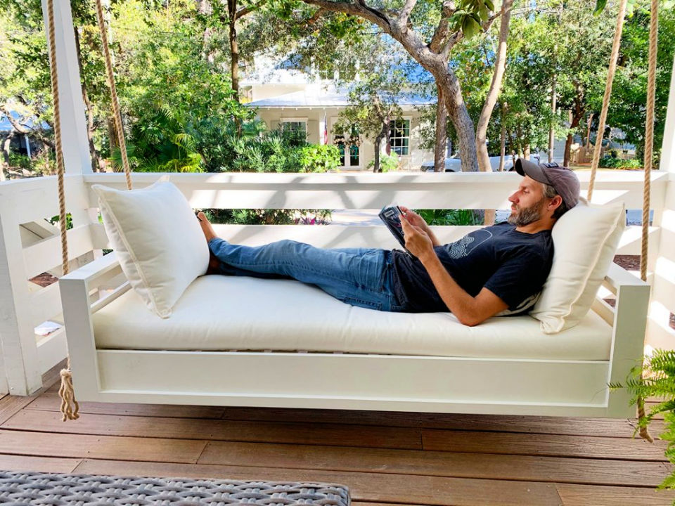 DIY Daybed (25 Free Plans) - Blitsy