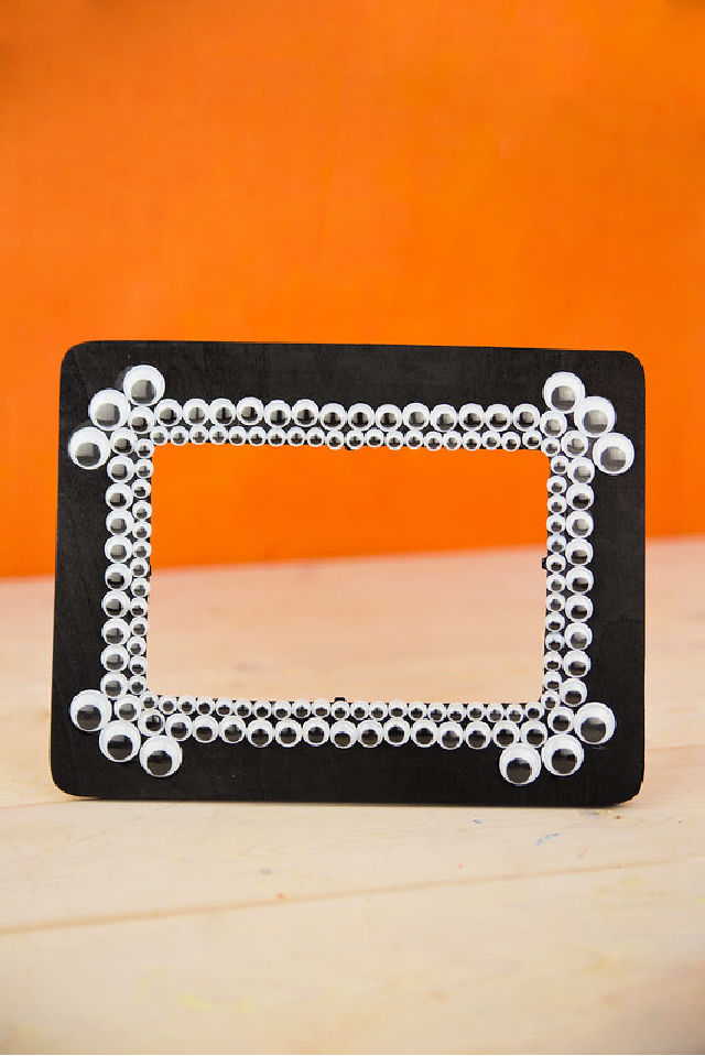 40 Halloween Crafts for Kids - Fun Halloween Craft Ideas