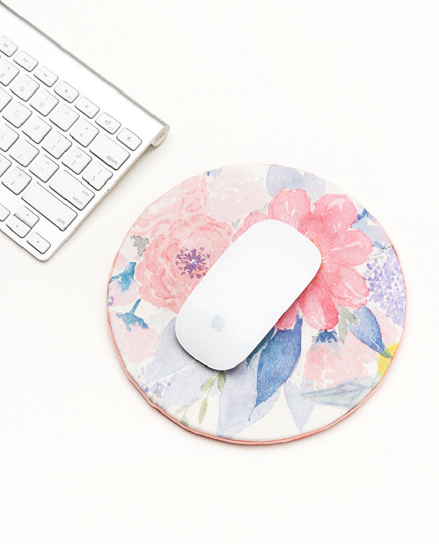 25 DIY Mouse Pad Ideas to Personalize Your Workspace - Blitsy
