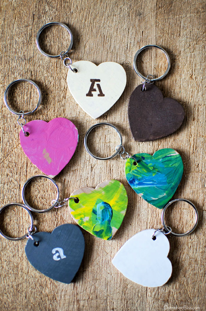 30 DIY Keychain Ideas to Gift or Sell - Blitsy