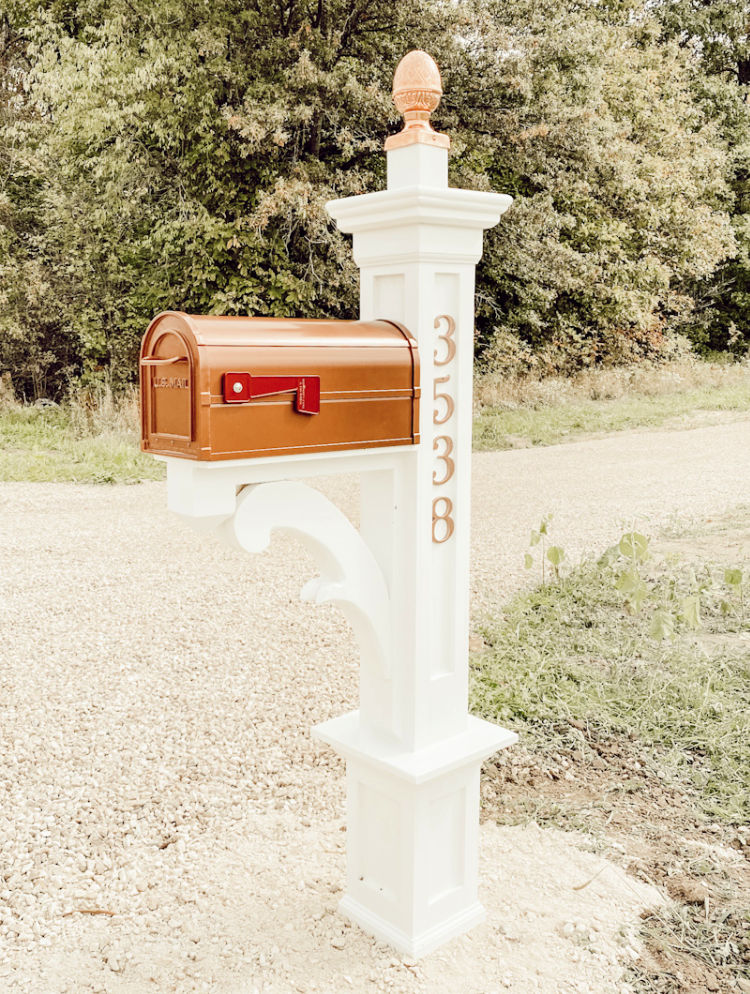 25 Mailbox Post Ideas to Upgrade Your Curb Appeal - Blitsy