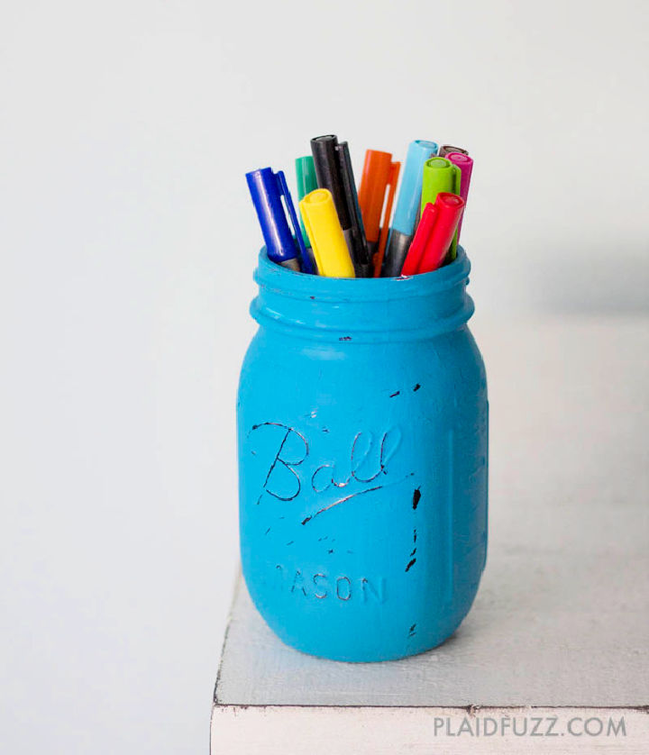 25 DIY Pencil Holder Ideas to Organize Your Desk - Blitsy