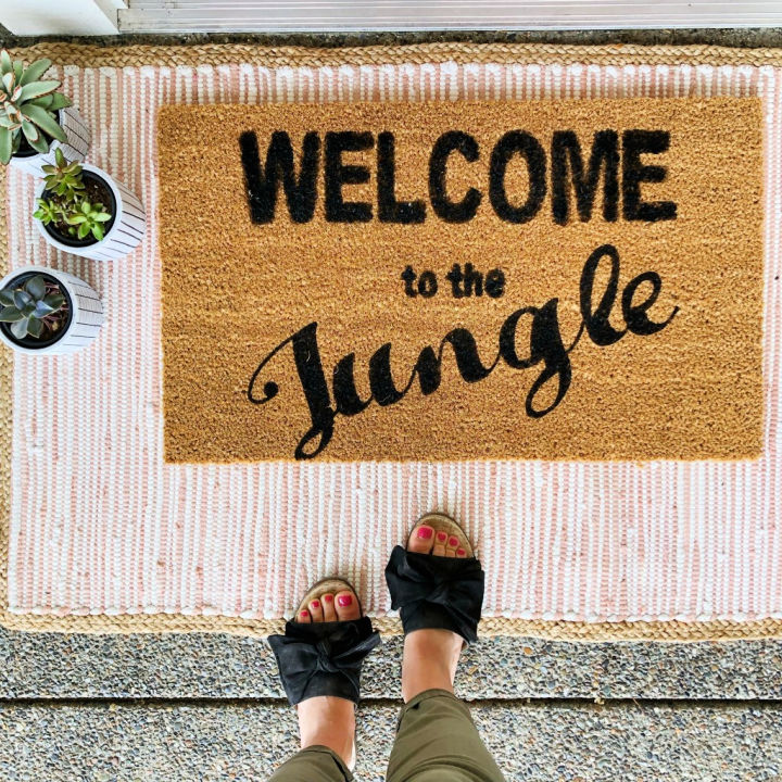 DIY Doormat (25 Ideas) - Blitsy