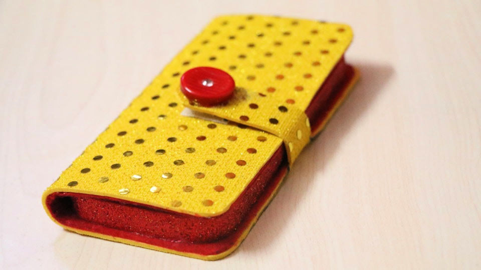 25 Best DIY Phone Case Ideas To Personalize Your Phone