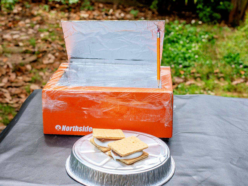 How To Make a DIY Solar Oven: 25 Free Plans - Blitsy