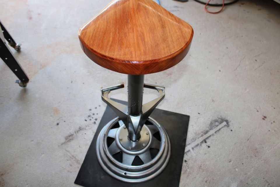 DIY Bar Stools: 30 Free Plans to Build Your Own - Blitsy