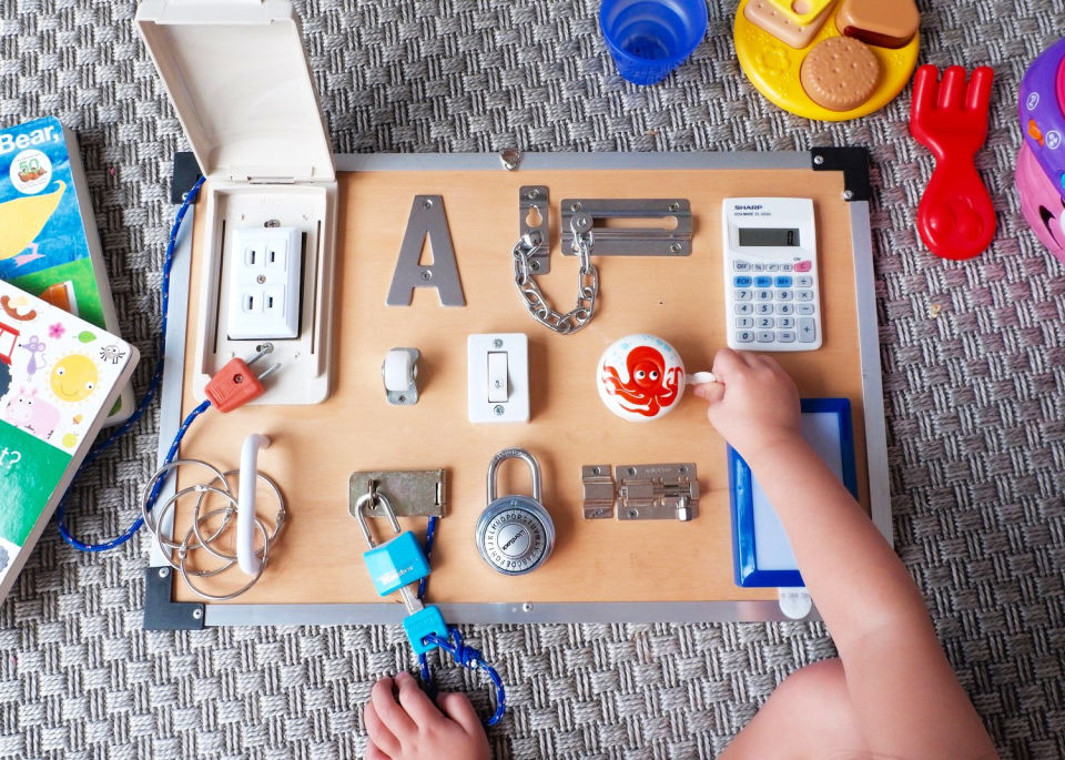 DIY Busy Board (15 Ideas) - Blitsy