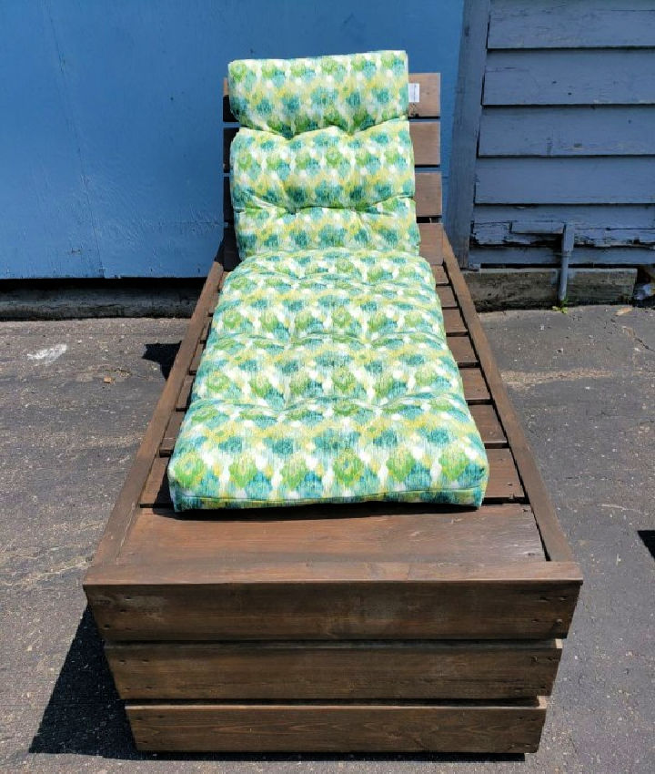 25 Free DIY Chaise Lounge Plans with Easy Instructions - Blitsy