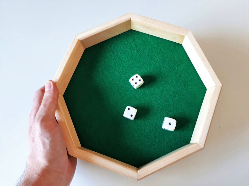 DIY Dice Tray for Endless Gaming Fun - Blitsy