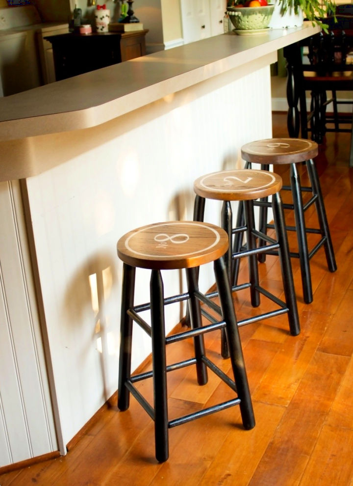 DIY Bar Stools: 30 Free Plans to Build Your Own - Blitsy