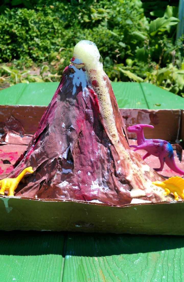 How to Make a Volcano: 30 Ideas to Try - Blitsy
