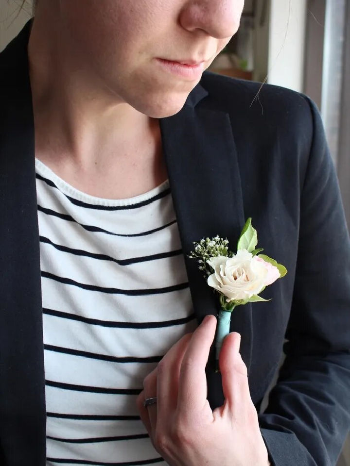 20 DIY Boutonniere Ideas To Make Your Own - Blitsy