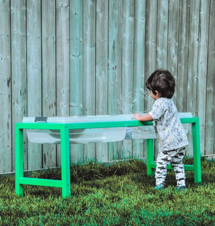 25 Best DIY Water Table Ideas for Kids, Toddlers - Blitsy