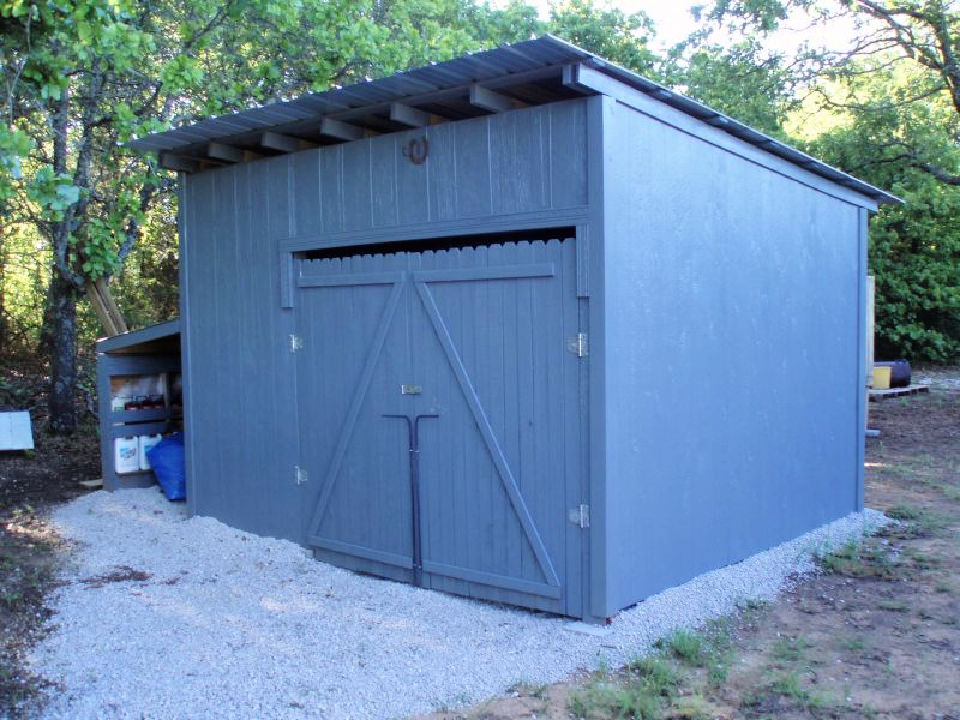 25 Free DIY Wood Pallet Shed Plans with PDF Instructions