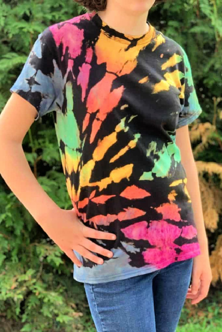 25 Reverse Tie Dye Patterns (How to Reverse Tie Dye)