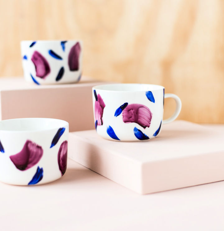 25 DIY Mug Painting Ideas: How to Paint a Mug - Blitsy