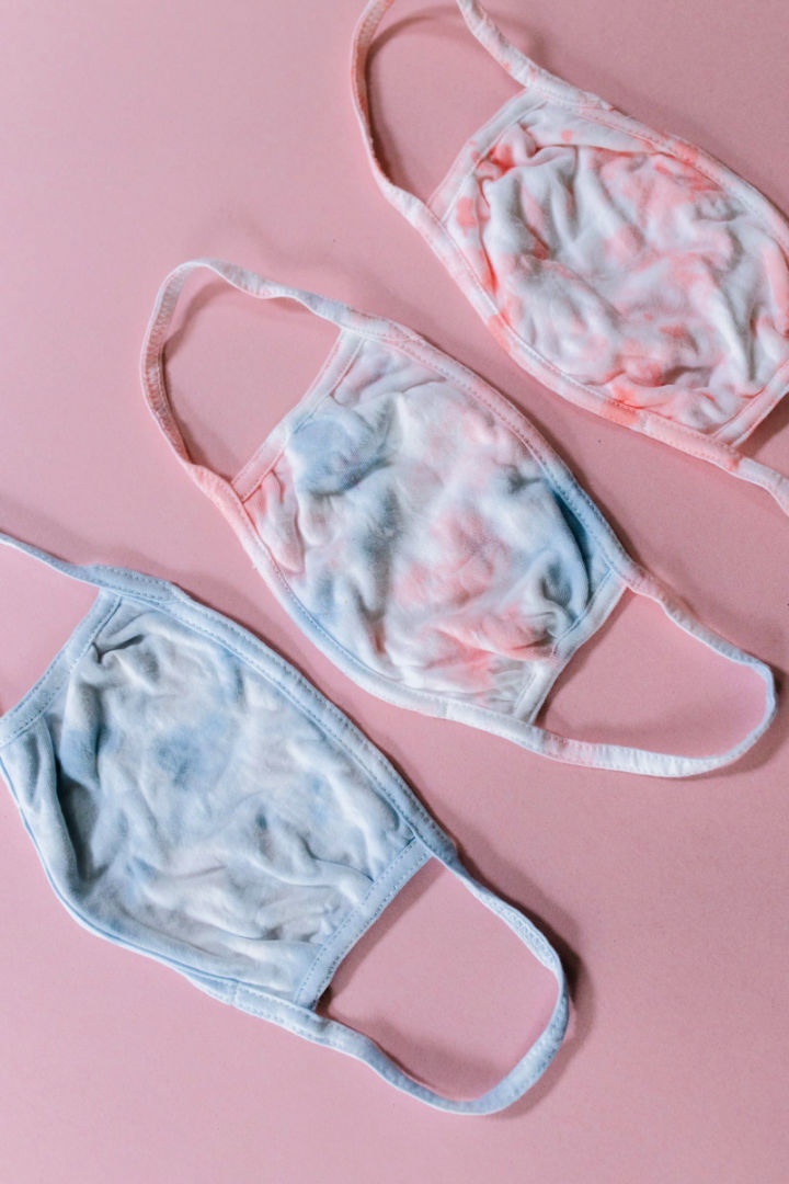 25 DIY Tie Dye Face Mask Patterns (Learn Step by Step)