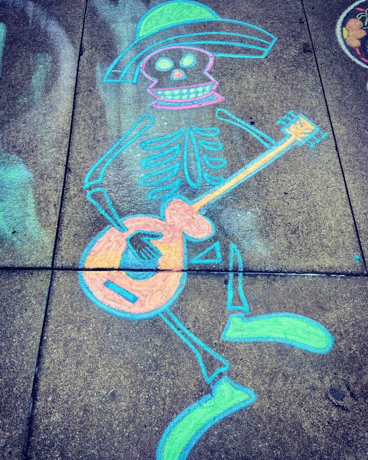 30 Easy Chalk Art Ideas - Chalk Drawing Ideas for Sidewalk