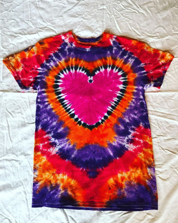 25 Heart Tie Dye Patterns (How to Heart Tie Dye Shirt)
