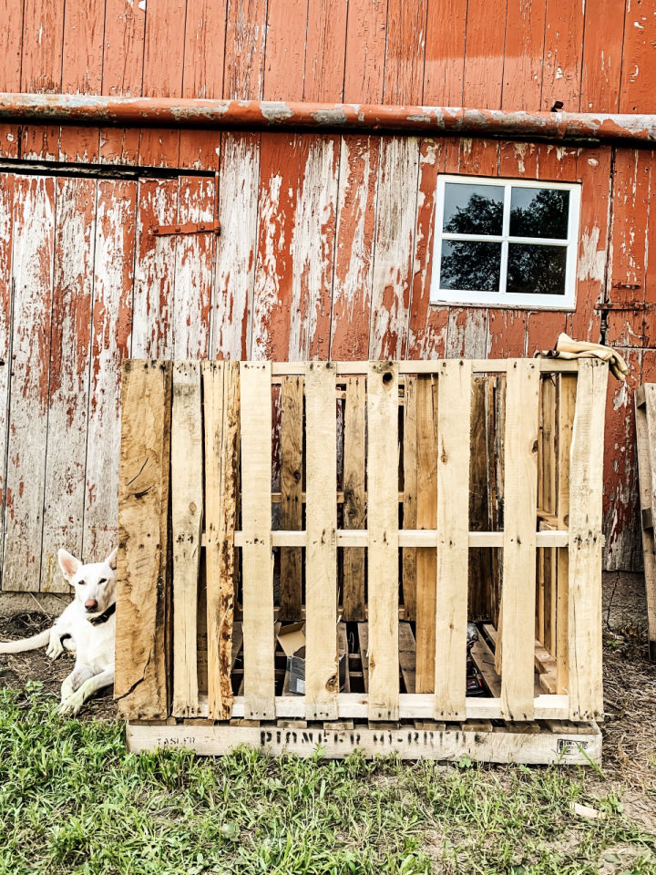 25 DIY Pallet Compost Bin Ideas To Build Your Own