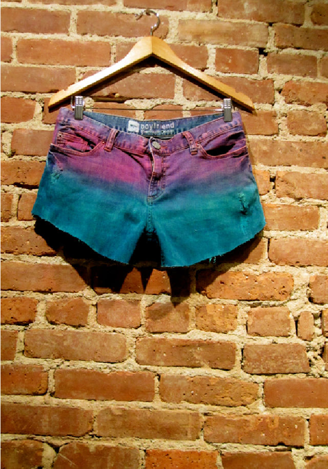 How to Tie Dye Shorts - 25 Ways to Tie Dye Shorts