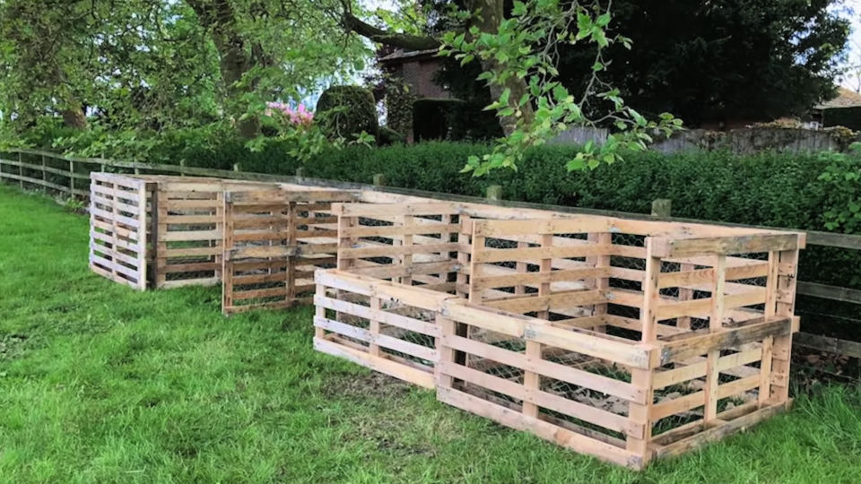 25 DIY Pallet Compost Bin Ideas To Build Your Own