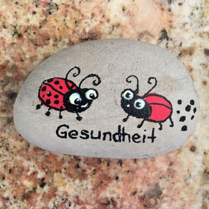 25 Fun and Easy Ladybug Rock Ideas - Blitsy